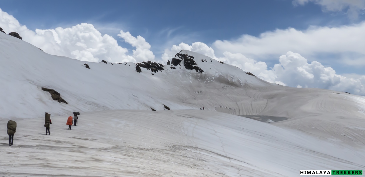 Bhrigu Lake Trek: Summer 2024 | HIMALAYA TREKKERS (HT treks)
